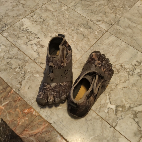 Vibram | Shoes | Vibram Five Finger Toe Shoes | Poshmark